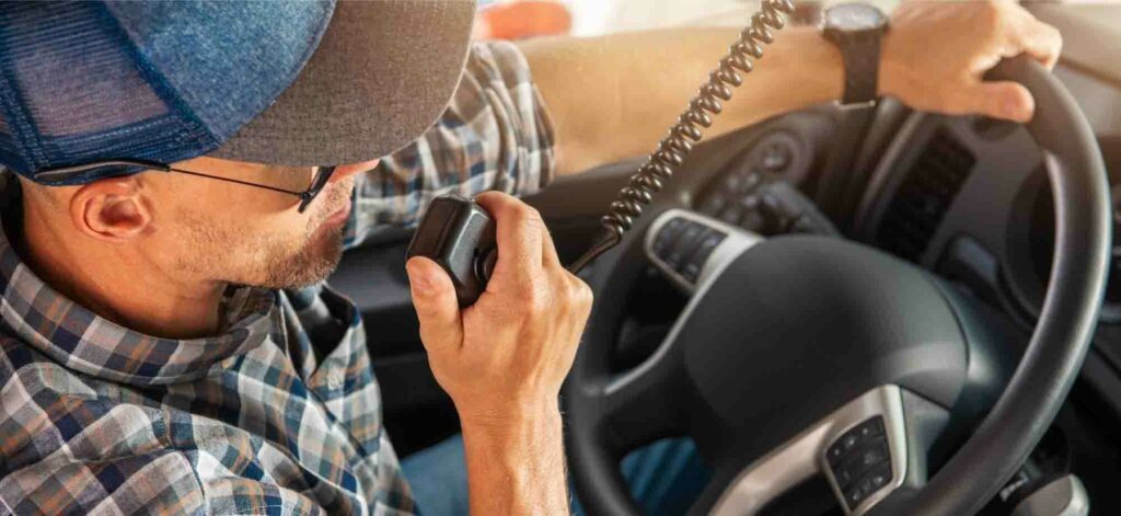 Les meilleures radios CB (cibi) en 2025 ! Avis d'un Pro